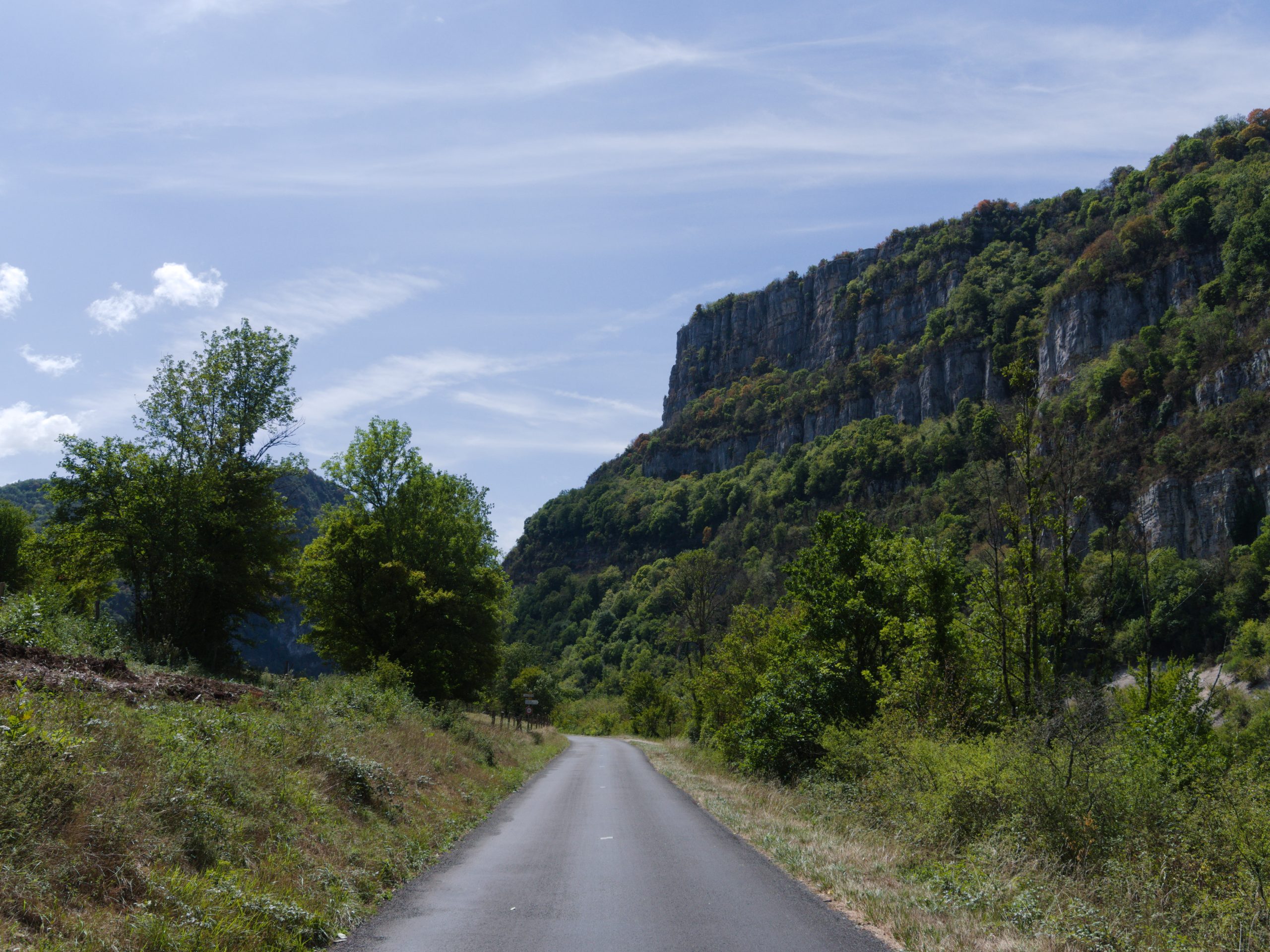 From Besançon to Lyon along the river Ain – Ecotopia Biketour