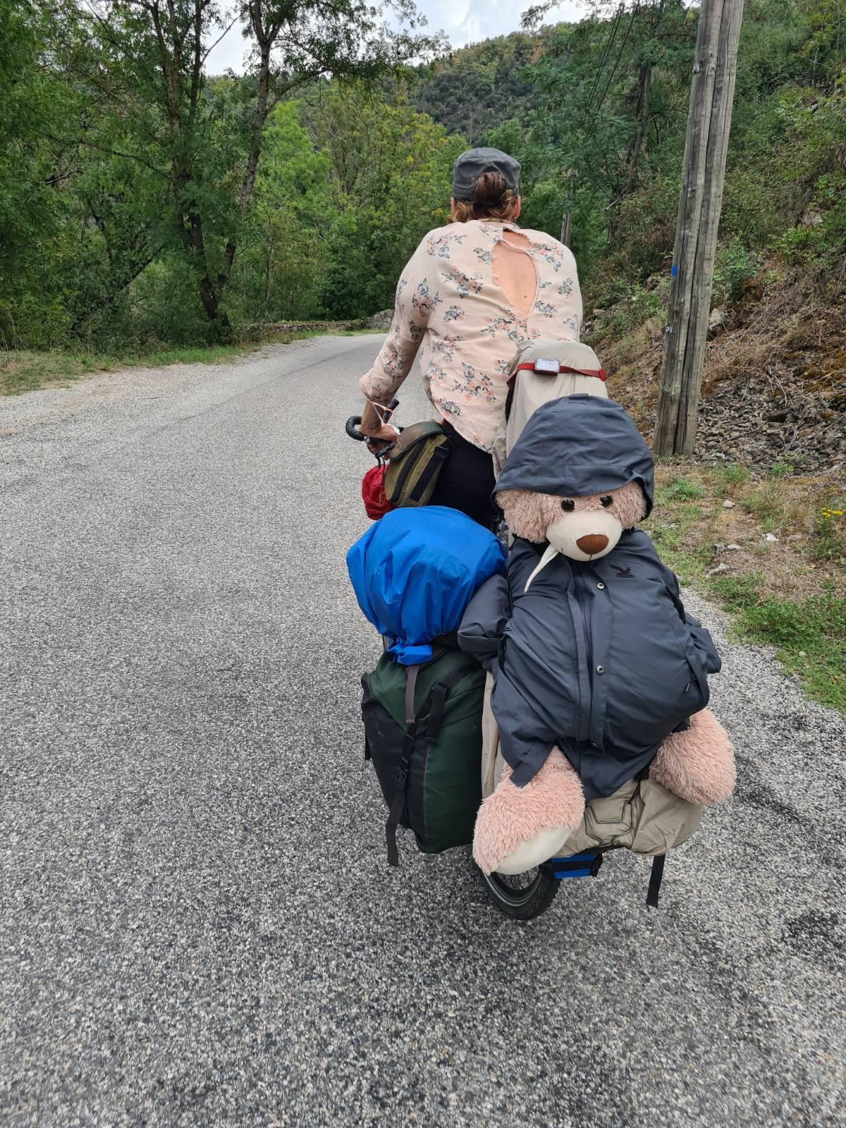 From Lyon to La Voulte with a visit to the gorges of the river Doux ...